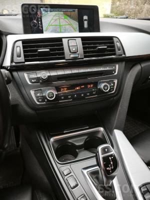 White BMW 320 2015 in Riga, with an engine capacity of 2.00 L and mileage of 195 thousand km for 13000 €, photo 12 on AUTOMOTO.COM.LV