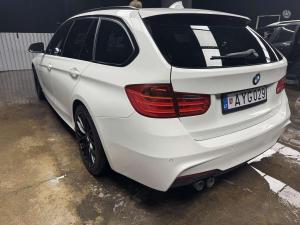 White BMW 320 2015 in Siauliai, with an engine capacity of 2.00 L and mileage of 204 thousand km for 12250 €, photo 10 on AUTOMOTO.COM.LV