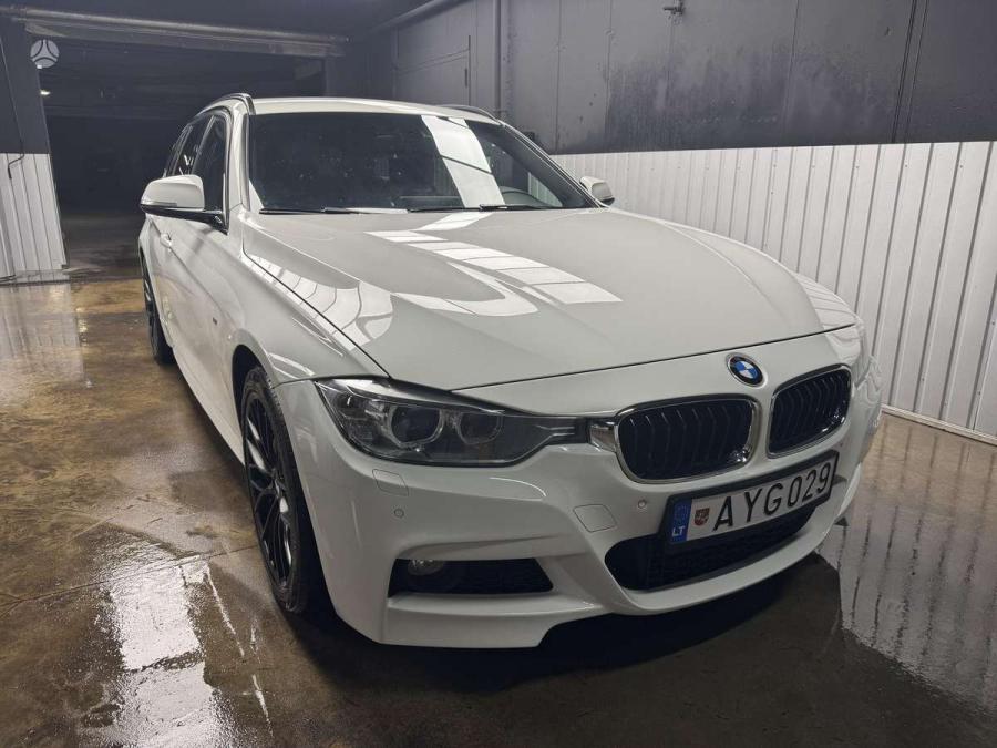 White BMW 320 2015 in Siauliai, with an engine capacity of 2.00 L and mileage of 204 thousand km for 12250 €, photo 12 on AUTOMOTO.COM.LV
