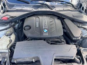 White BMW 320 2015 in Siauliai, with an engine capacity of 2.00 L and mileage of 204 thousand km for 12250 €, photo 17 on AUTOMOTO.COM.LV
