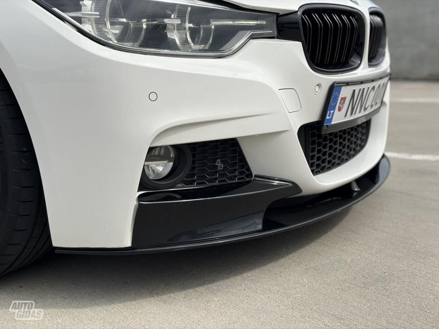 White BMW 320 2015 in Vilnius, with an engine capacity of 2.00 L and mileage of 355 thousand km for 10950 €, photo 12 on AUTOMOTO.COM.LV