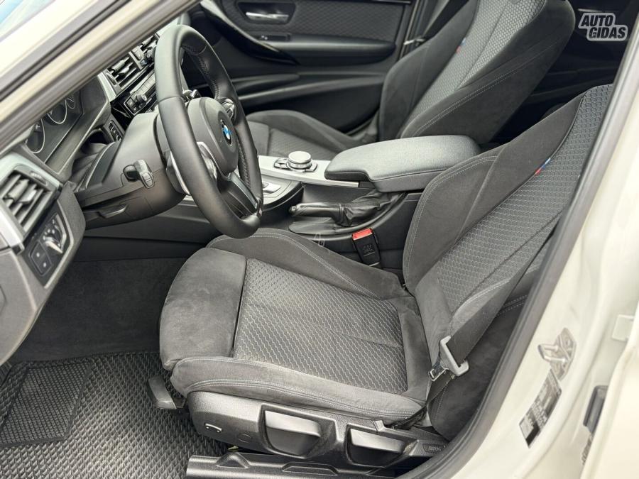 White BMW 320 2015 in Vilnius, with an engine capacity of 2.00 L and mileage of 355 thousand km for 10950 €, photo 26 on AUTOMOTO.COM.LV