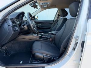 Balts BMW 320 2015 Viljandi, ar dzinēja tilpumu 2.00 L un nobraukumu 272 tūkst. km par 10499 €, foto 8 vietnē AUTOMOTO.COM.LV