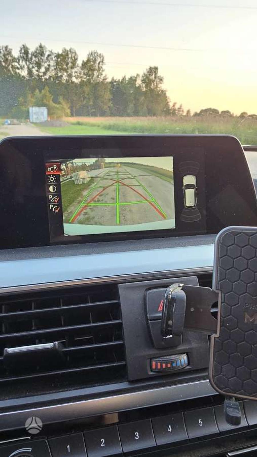 Balts BMW 320 2015 Kretinga, ar dzinēja tilpumu 2.00 L un nobraukumu 305 tūkst. km par 9500 €, foto 16 vietnē AUTOMOTO.COM.LV