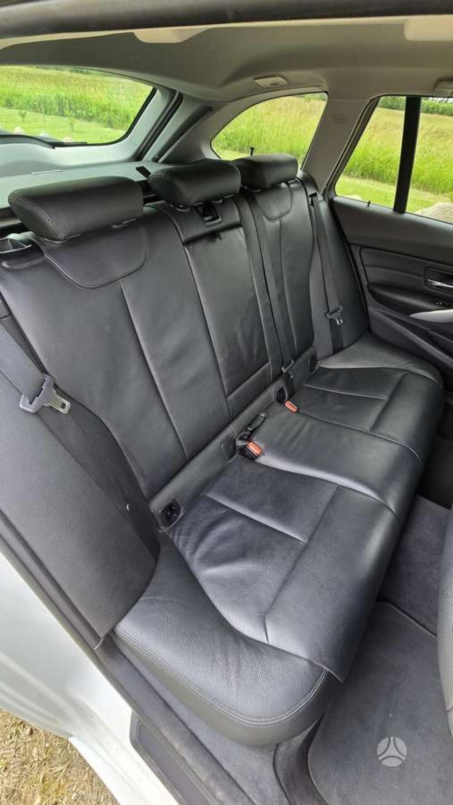 Balts BMW 320 2015 Kretinga, ar dzinēja tilpumu 2.00 L un nobraukumu 305 tūkst. km par 9500 €, foto 19 vietnē AUTOMOTO.COM.LV