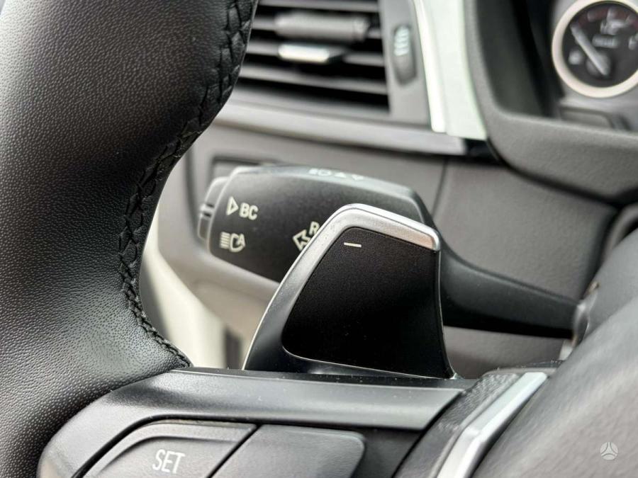 Balts BMW 320 2015 Viļņa, ar dzinēja tilpumu 2.00 L un nobraukumu 305 tūkst. km par 10750 €, foto 25 vietnē AUTOMOTO.COM.LV