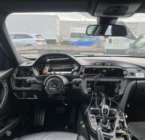 White BMW 320 2015 in Vilnius, with an engine capacity of 2.00 L and mileage of 315 thousand km for 6300 €, photo 9 on AUTOMOTO.COM.LV