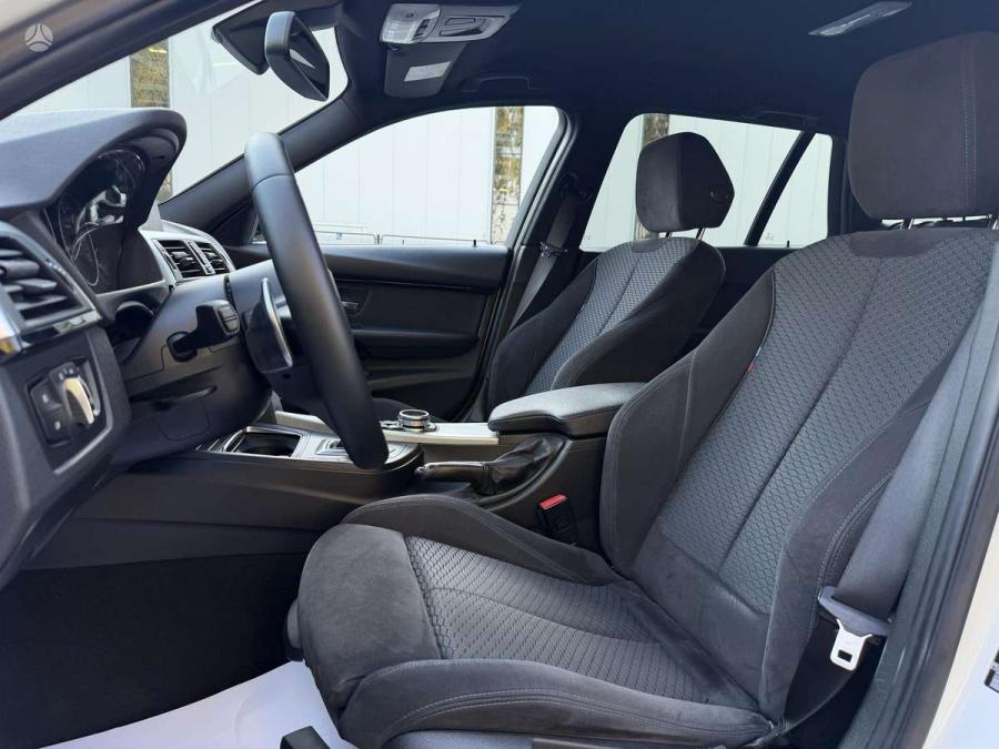 Balts BMW 320 2015 Viļņa, ar dzinēja tilpumu 2.00 L un nobraukumu 300 tūkst. km par 10800 €, foto 38 vietnē AUTOMOTO.COM.LV