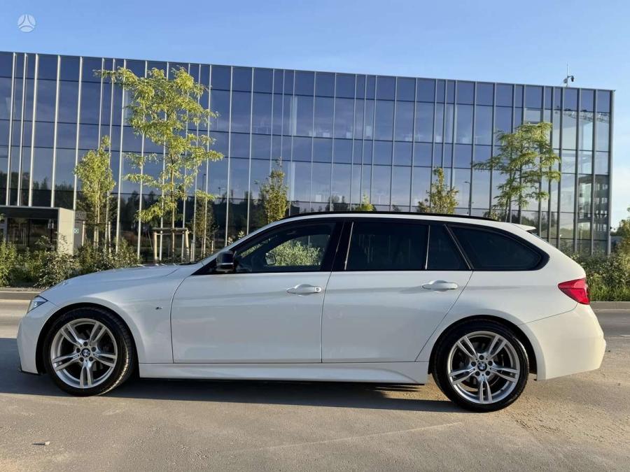 White BMW 320 2015 in Vilnius, with an engine capacity of 2.00 L and mileage of 300 thousand km for 10499 €, photo 23 on AUTOMOTO.COM.LV