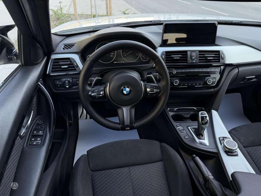 White BMW 320 2015 in Vilnius, with an engine capacity of 2.00 L and mileage of 300 thousand km for 10499 €, photo 52 on AUTOMOTO.COM.LV