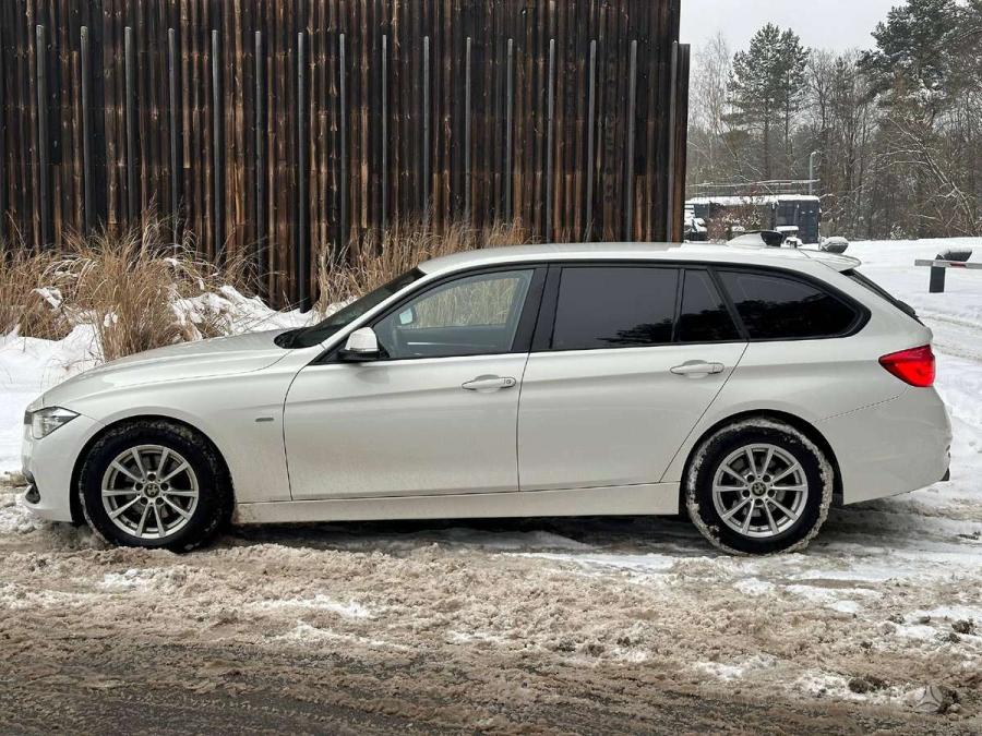 Balts BMW 320 2016 Viļņa, ar dzinēja tilpumu 2.00 L un nobraukumu 295 tūkst. km par 9490 €, foto 3 vietnē AUTOMOTO.COM.LV