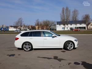 White BMW 320 2016 in Panevezys, with an engine capacity of 2.00 L and mileage of 313 thousand km for 10500 €, photo 7 on AUTOMOTO.COM.LV