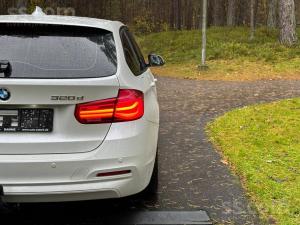 White BMW 320 2016 in Vilnius, with an engine capacity of 2.00 L and mileage of 268 thousand km for 9690 €, photo 11 on AUTOMOTO.COM.LV