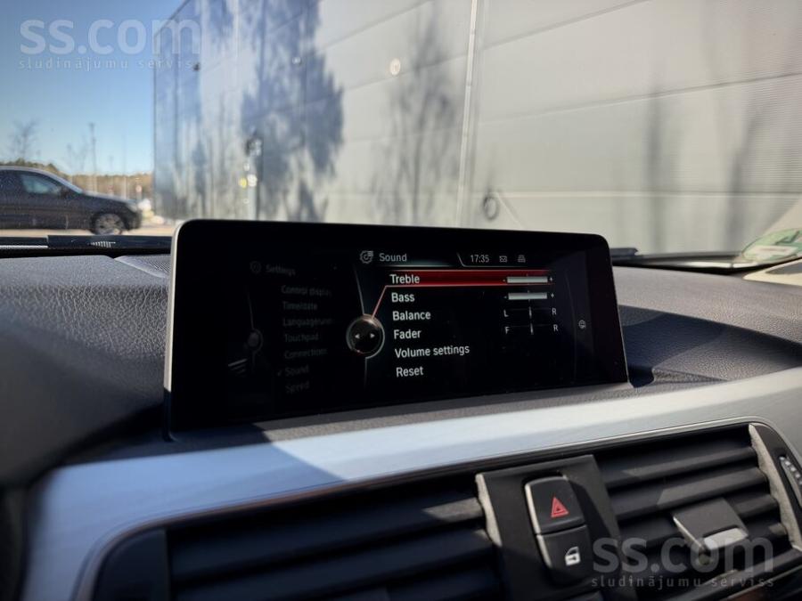 Balts BMW 320 2016 Rīga, ar dzinēja tilpumu 2.00 L un nobraukumu 256 tūkst. km par 12500 €, foto 24 vietnē AUTOMOTO.COM.LV