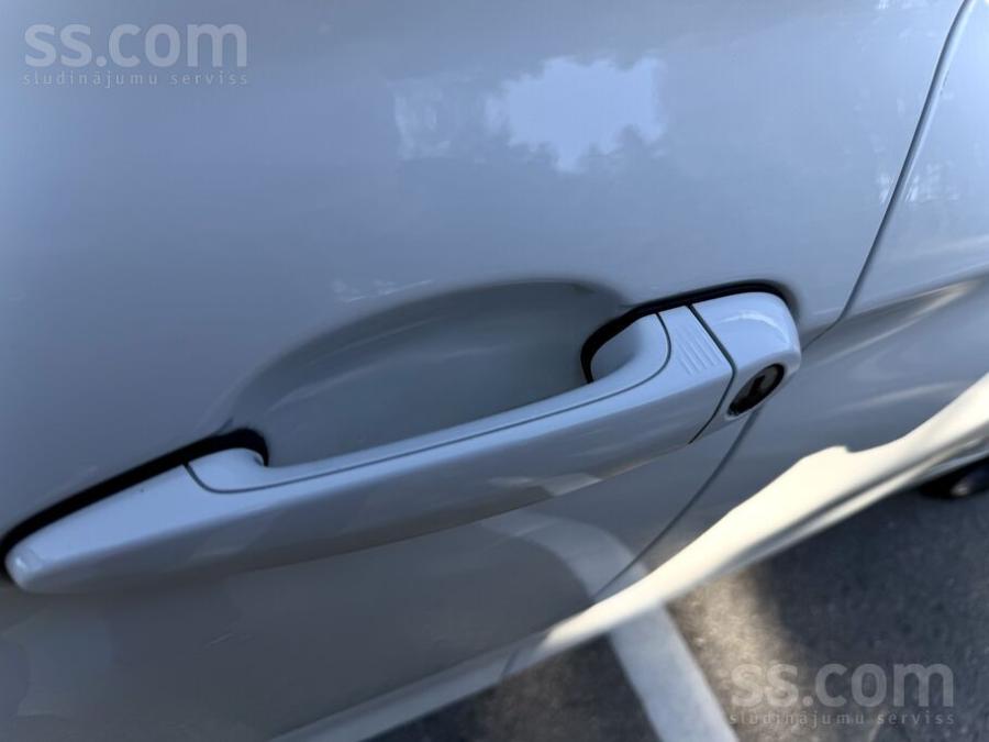 Balts BMW 320 2016 Rīga, ar dzinēja tilpumu 2.00 L un nobraukumu 256 tūkst. km par 12500 €, foto 28 vietnē AUTOMOTO.COM.LV
