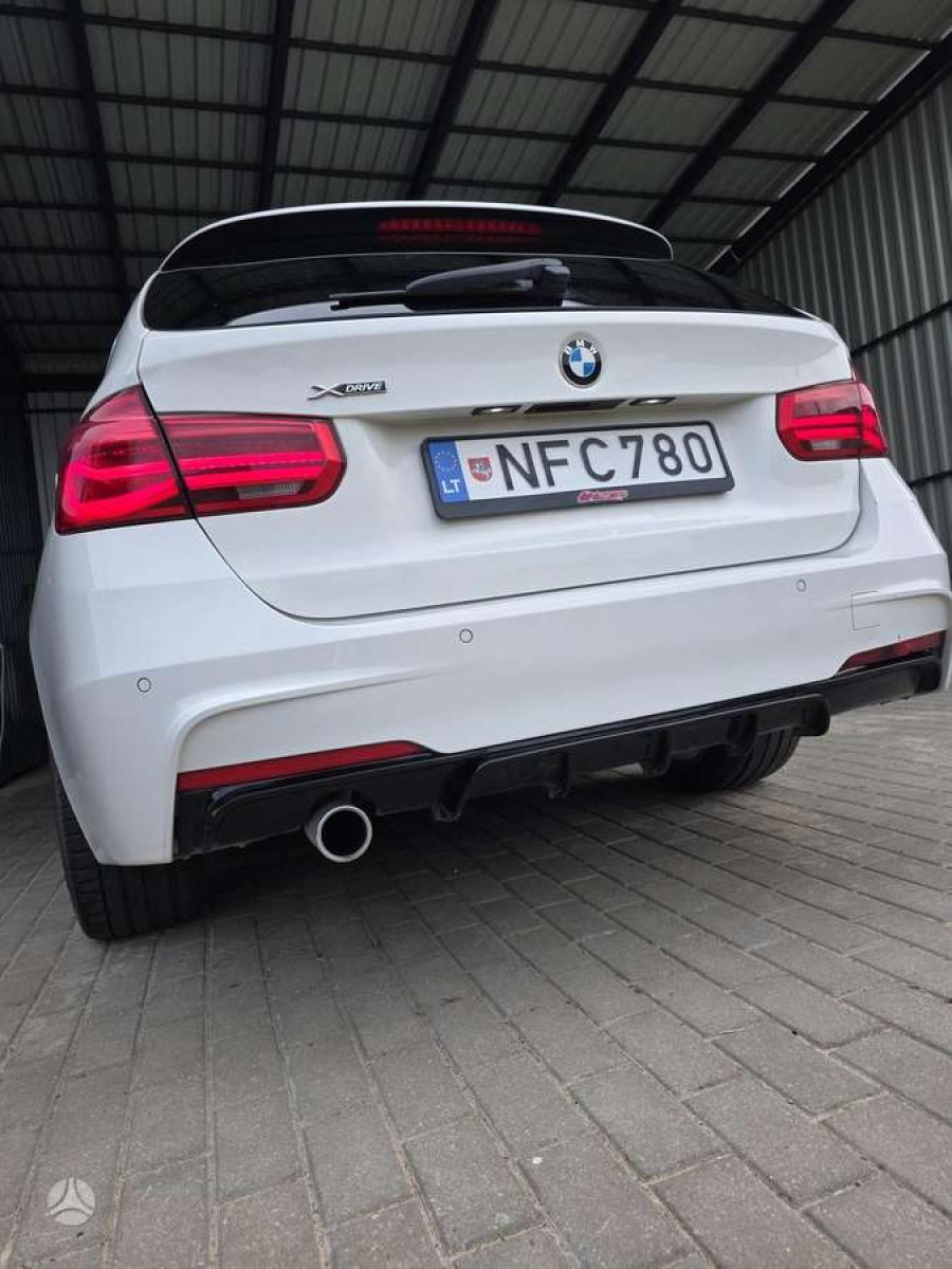 White BMW 320 2016 in Vilnius, with an engine capacity of 2.00 L and mileage of 170 thousand km for 11000 €, photo 9 on AUTOMOTO.COM.LV