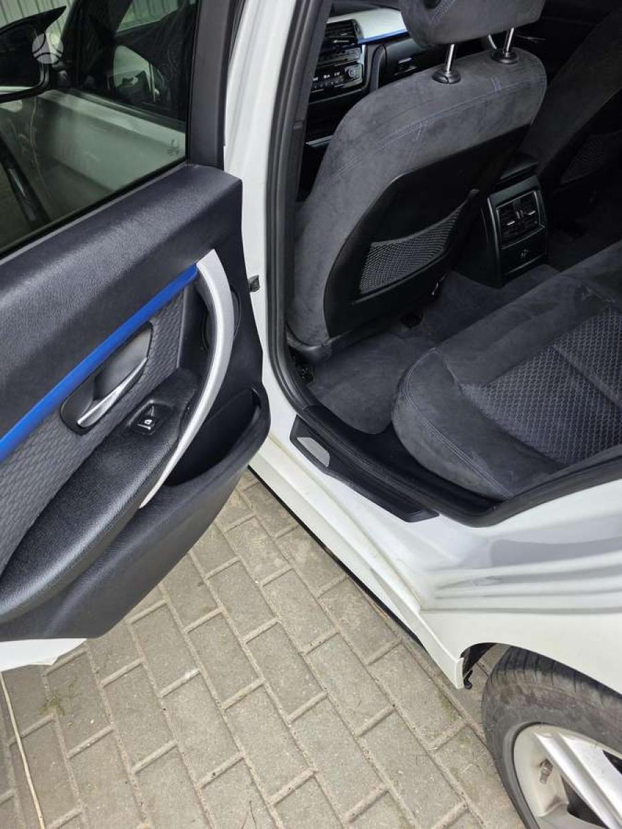 White BMW 320 2016 in Vilnius, with an engine capacity of 2.00 L and mileage of 170 thousand km for 11000 €, photo 13 on AUTOMOTO.COM.LV