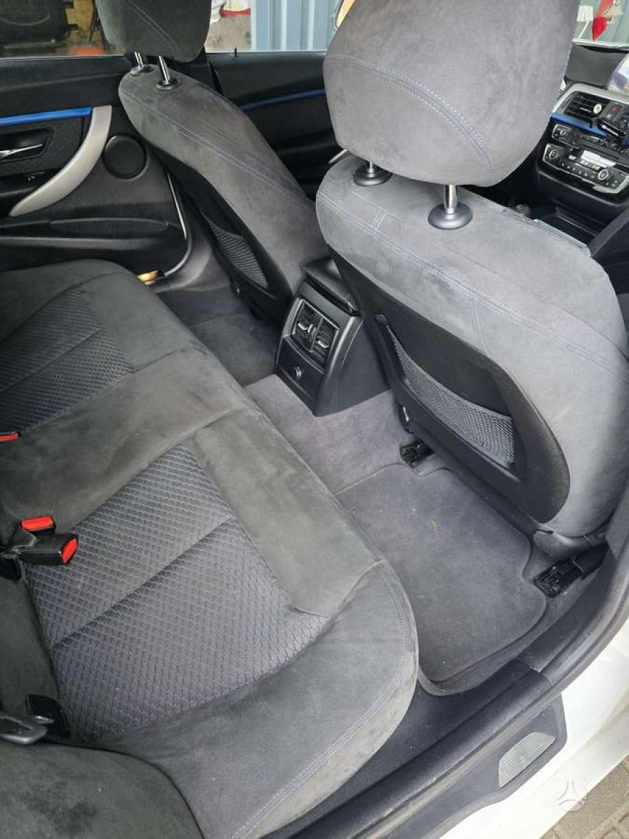 White BMW 320 2016 in Vilnius, with an engine capacity of 2.00 L and mileage of 170 thousand km for 11000 €, photo 14 on AUTOMOTO.COM.LV