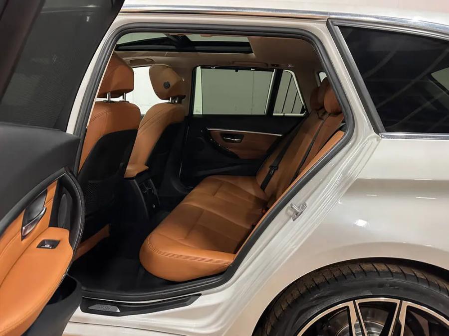 Balts BMW 320 2016 Jūrmala, ar dzinēja tilpumu 2.00 L un nobraukumu 241 tūkst. km par 13450 €, foto 28 vietnē AUTOMOTO.COM.LV
