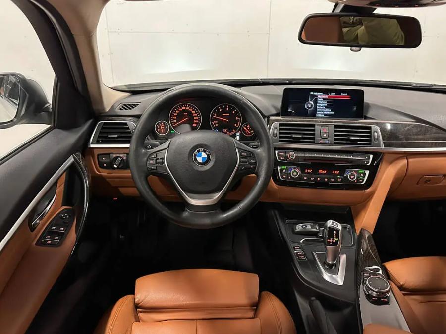 Balts BMW 320 2016 Jūrmala, ar dzinēja tilpumu 2.00 L un nobraukumu 241 tūkst. km par 13450 €, foto 33 vietnē AUTOMOTO.COM.LV
