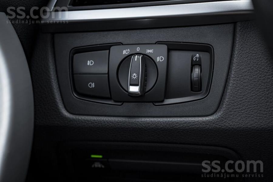 Balts BMW 320 2016 Rīga, ar dzinēja tilpumu 2.00 L un nobraukumu 174 tūkst. km par 16950 €, foto 31 vietnē AUTOMOTO.COM.LV