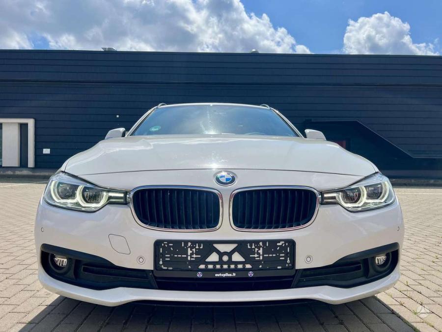 White BMW 320 2016 in Kaunas, with an engine capacity of 2.00 L and mileage of 267 thousand km for 11490 €, photo 4 on AUTOMOTO.COM.LV