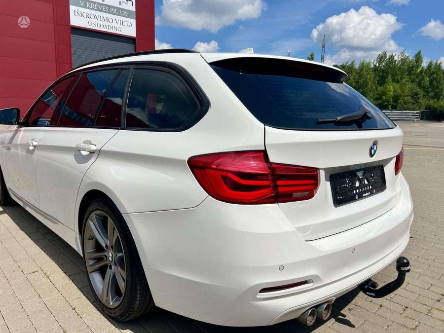 White BMW 320 2016 in Kaunas, with an engine capacity of 2.00 L and mileage of 267 thousand km for 11490 €, photo 9 on AUTOMOTO.COM.LV