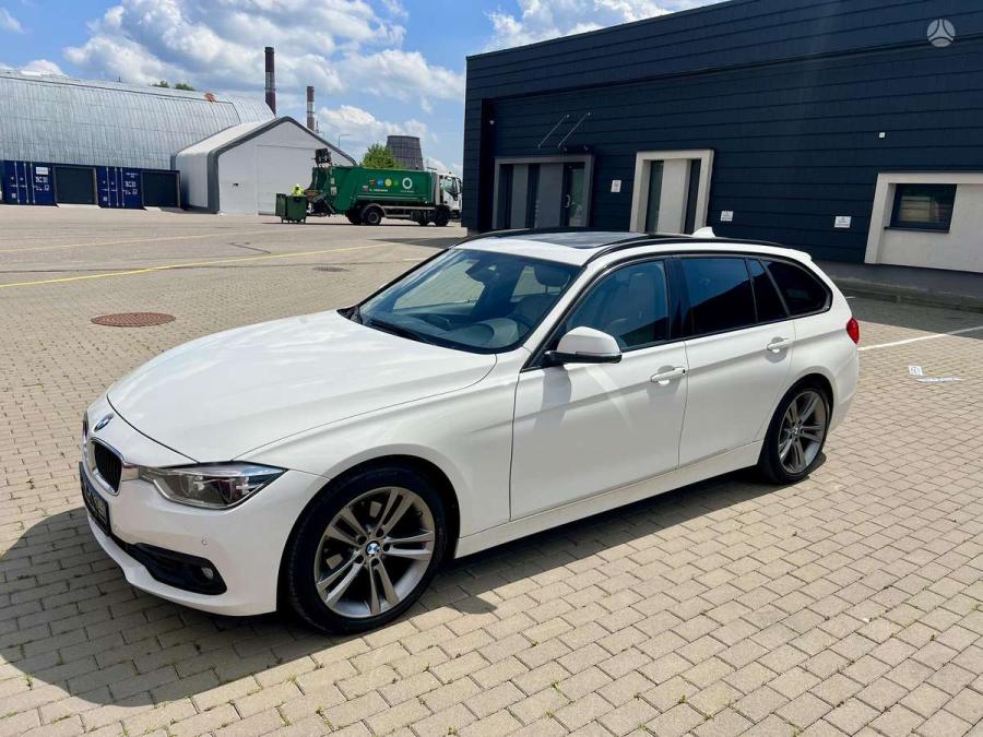 White BMW 320 2016 in Kaunas, with an engine capacity of 2.00 L and mileage of 267 thousand km for 11490 €, photo 12 on AUTOMOTO.COM.LV