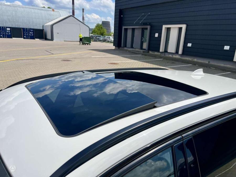 White BMW 320 2016 in Kaunas, with an engine capacity of 2.00 L and mileage of 267 thousand km for 11490 €, photo 32 on AUTOMOTO.COM.LV