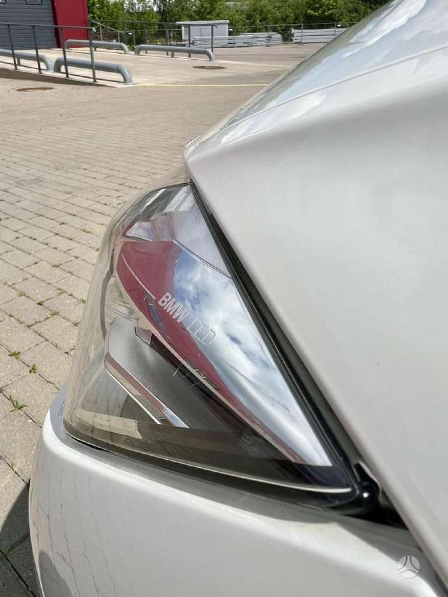 White BMW 320 2016 in Kaunas, with an engine capacity of 2.00 L and mileage of 267 thousand km for 11490 €, photo 33 on AUTOMOTO.COM.LV