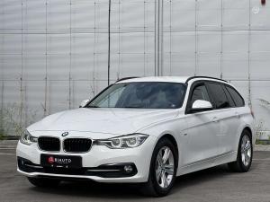White BMW 320 2016 in Utena, with an engine capacity of 2.00 L and mileage of 281 thousand km for 9350 €, photo 3 on AUTOMOTO.COM.LV