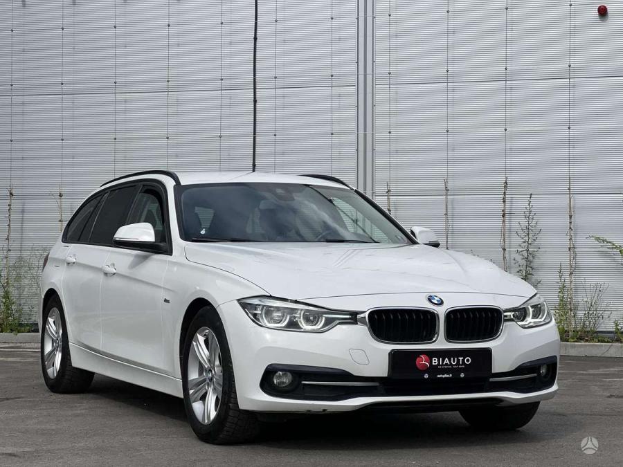 White BMW 320 2016 in Utena, with an engine capacity of 2.00 L and mileage of 281 thousand km for 9350 €, photo 13 on AUTOMOTO.COM.LV