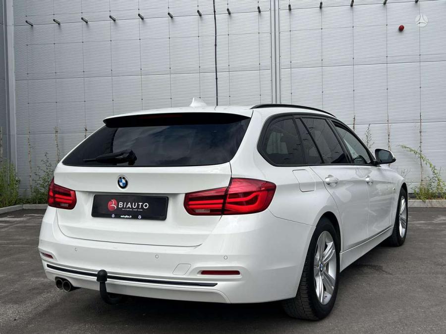 White BMW 320 2016 in Utena, with an engine capacity of 2.00 L and mileage of 281 thousand km for 9350 €, photo 20 on AUTOMOTO.COM.LV