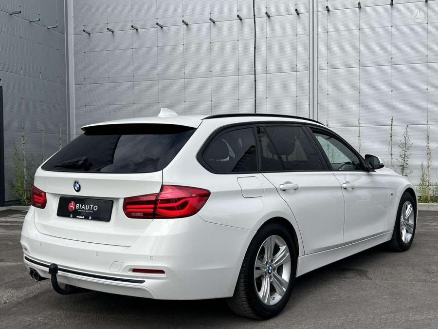 White BMW 320 2016 in Utena, with an engine capacity of 2.00 L and mileage of 281 thousand km for 9350 €, photo 23 on AUTOMOTO.COM.LV