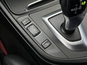 Balts BMW 320 2016 Rēzekne, ar dzinēja tilpumu 2.00 L un nobraukumu 364 tūkst. km par 10990 €, foto 20 vietnē AUTOMOTO.COM.LV