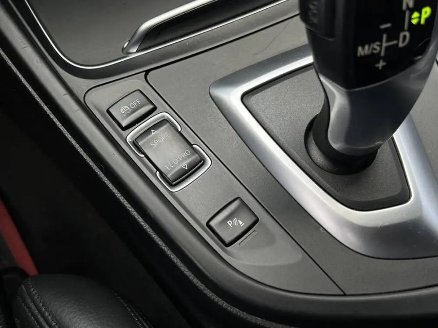 Balts BMW 320 2016 Rēzekne, ar dzinēja tilpumu 2.00 L un nobraukumu 364 tūkst. km par 10990 €, foto 20 vietnē AUTOMOTO.COM.LV