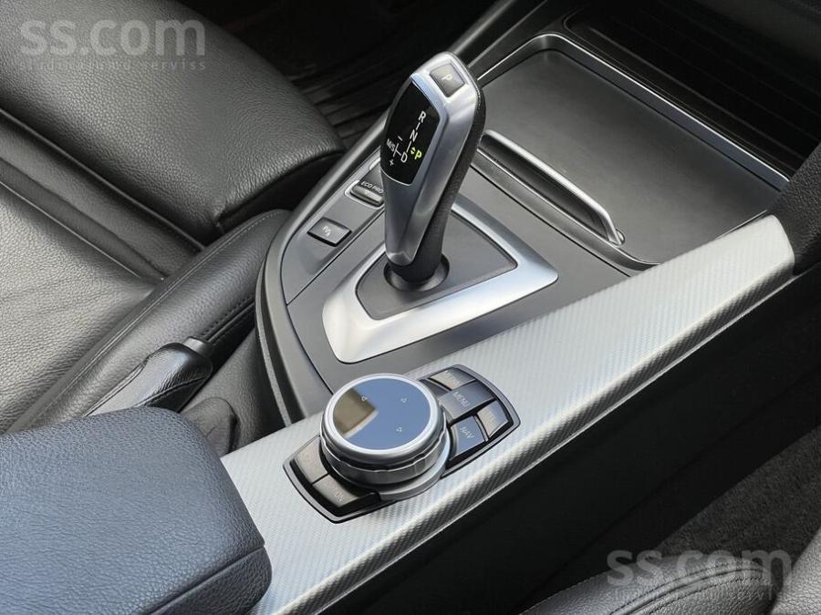 White BMW 320 2016 in Rezekne, with an engine capacity of 2.00 L and mileage of 364 thousand km for 10990 €, photo 19 on AUTOMOTO.COM.LV