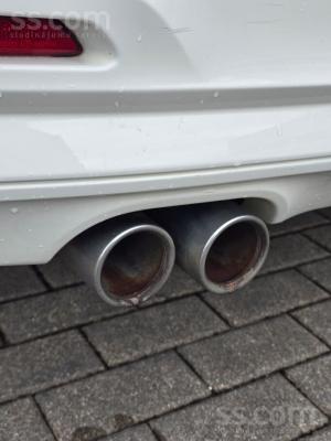 White BMW 320 2016 in Riga, with an engine capacity of 2.00 L and mileage of 300 thousand km for 9900 €, photo 10 on AUTOMOTO.COM.LV