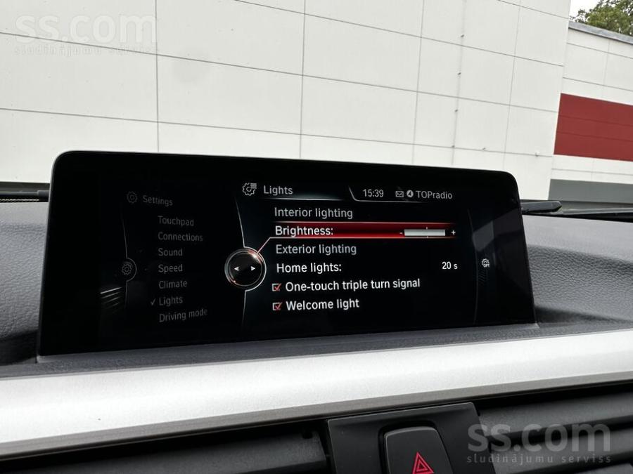 White BMW 320 2016 in Riga, with an engine capacity of 2.00 L and mileage of 270 thousand km for 9700 €, photo 25 on AUTOMOTO.COM.LV