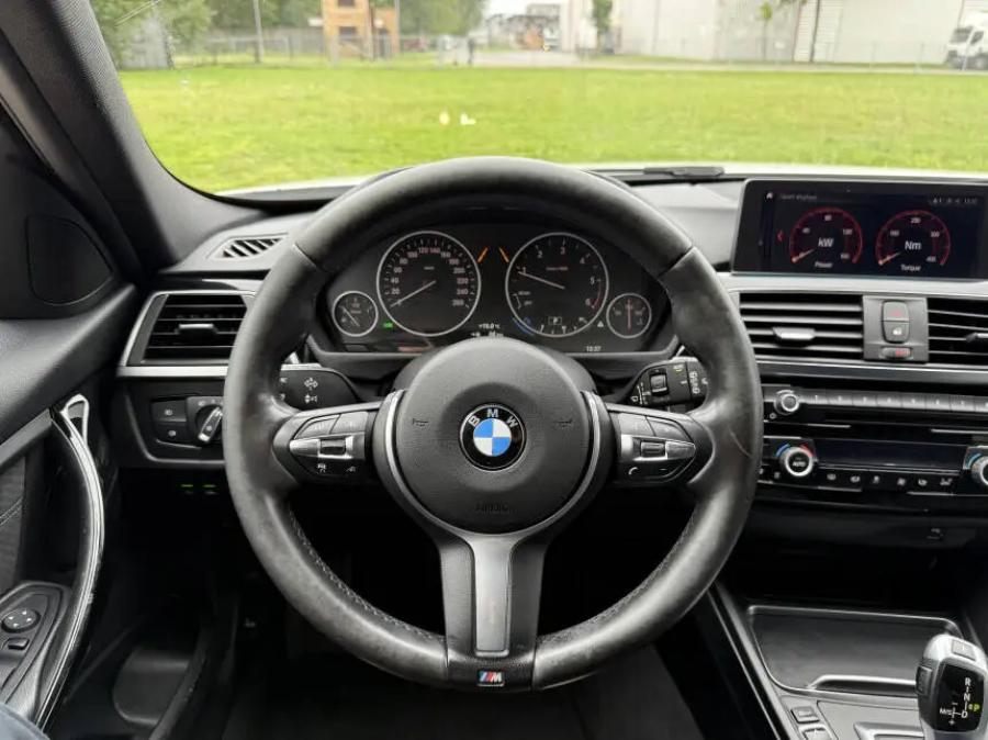 Balts BMW 320 2017 Rīga, ar dzinēja tilpumu 2.00 L un nobraukumu 215 tūkst. km par 12990 €, foto 13 vietnē AUTOMOTO.COM.LV
