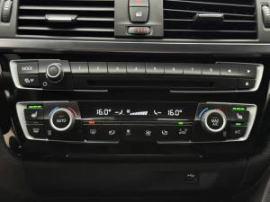 Balts BMW 320 2017 Rīga, ar dzinēja tilpumu 2.00 L un nobraukumu 215 tūkst. km par 12990 €, foto 24 vietnē AUTOMOTO.COM.LV