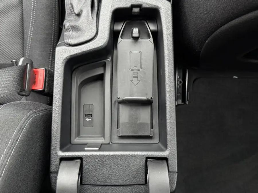 Balts BMW 320 2017 Rīga, ar dzinēja tilpumu 2.00 L un nobraukumu 215 tūkst. km par 12990 €, foto 26 vietnē AUTOMOTO.COM.LV