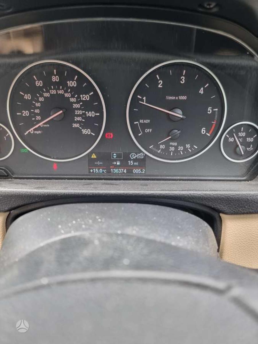 White BMW 320 2017 in Jonava, with an engine capacity of 2.00 L and mileage of 136 thousand km for 3699 €, photo 14 on AUTOMOTO.COM.LV