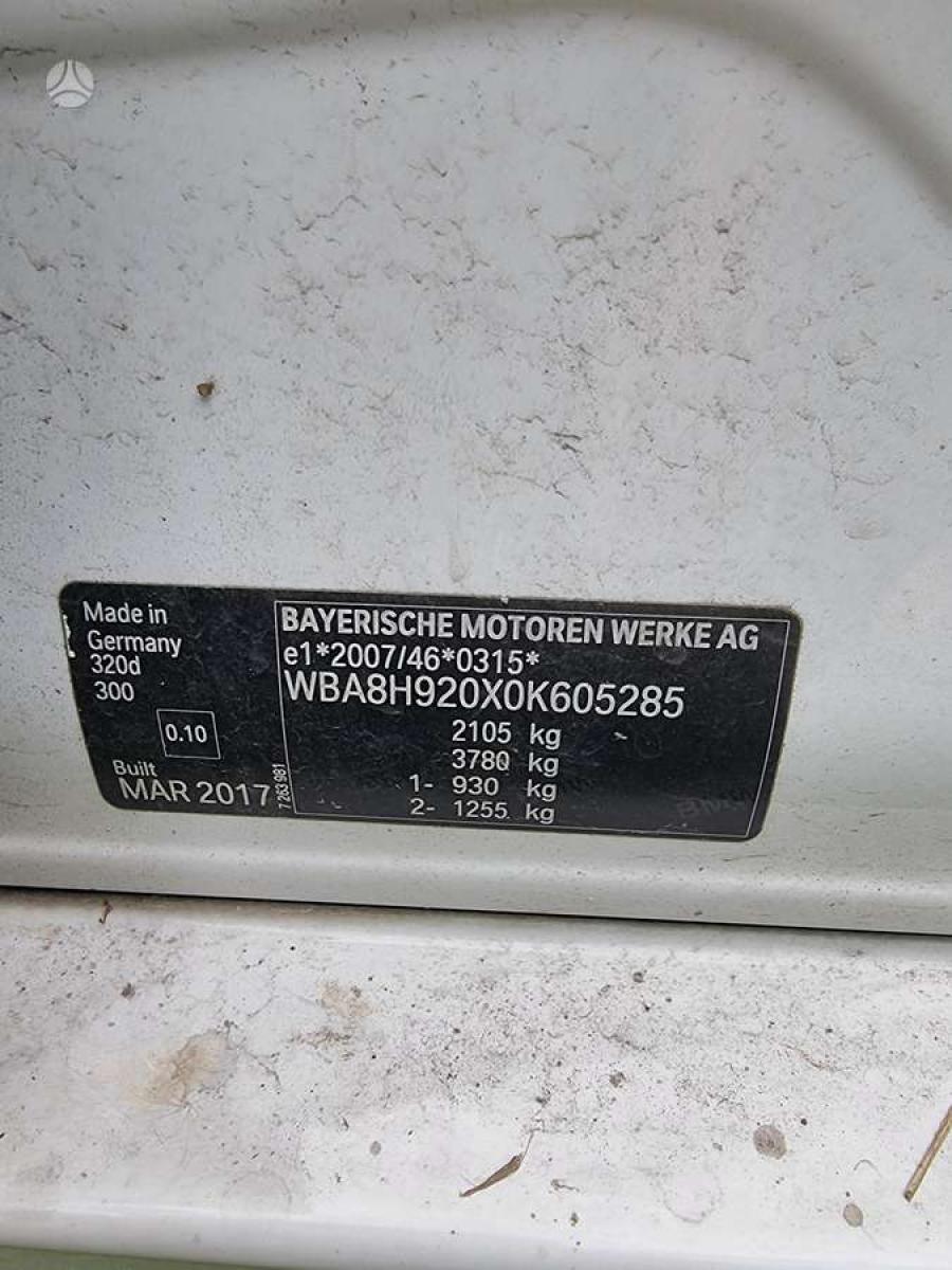 White BMW 320 2017 in Jonava, with an engine capacity of 2.00 L and mileage of 136 thousand km for 3699 €, photo 17 on AUTOMOTO.COM.LV