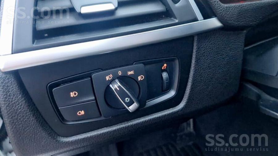 Balts BMW 320 2017 Kuldīga, ar dzinēja tilpumu 2.00 L un nobraukumu 258 tūkst. km par 12300 €, foto 16 vietnē AUTOMOTO.COM.LV