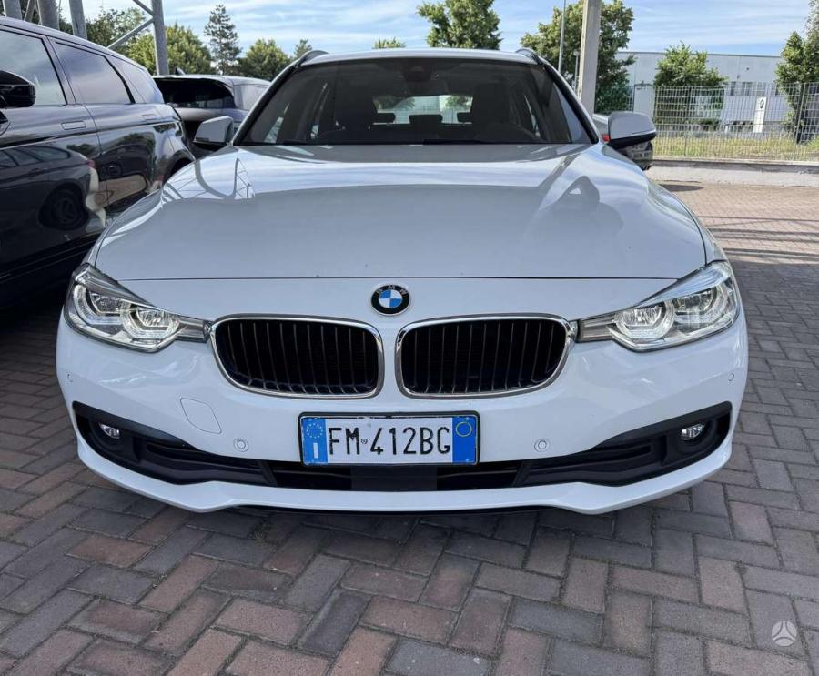 Balts BMW 320 2017 Šauļi, ar dzinēja tilpumu 2.00 L un nobraukumu 245 tūkst. km par 8700 €, foto 3 vietnē AUTOMOTO.COM.LV