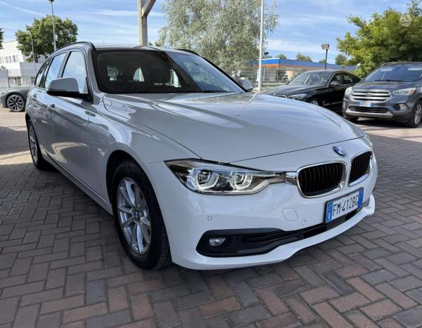 White BMW 320 2017 in Siauliai, with an engine capacity of 2.00 L and mileage of 245 thousand km for 8700 €, photo 3 on AUTOMOTO.COM.LV