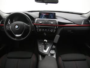 White BMW 320 2018 in Vilnius, with an engine capacity of 2.00 L and mileage of 207 thousand km for 13599 €, photo 3 on AUTOMOTO.COM.LV