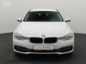 White BMW 320 2018 in Vilnius, with an engine capacity of 2.00 L and mileage of 207 thousand km for 13599 €, photo 4 on AUTOMOTO.COM.LV