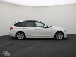 White BMW 320 2018 in Vilnius, with an engine capacity of 2.00 L and mileage of 207 thousand km for 13599 €, photo 10 on AUTOMOTO.COM.LV
